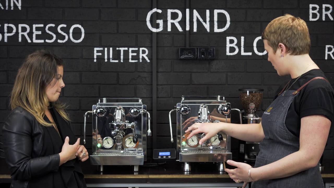 home-coffee-machine-rocket-r58-r60v-review-crema-coffee-garage
