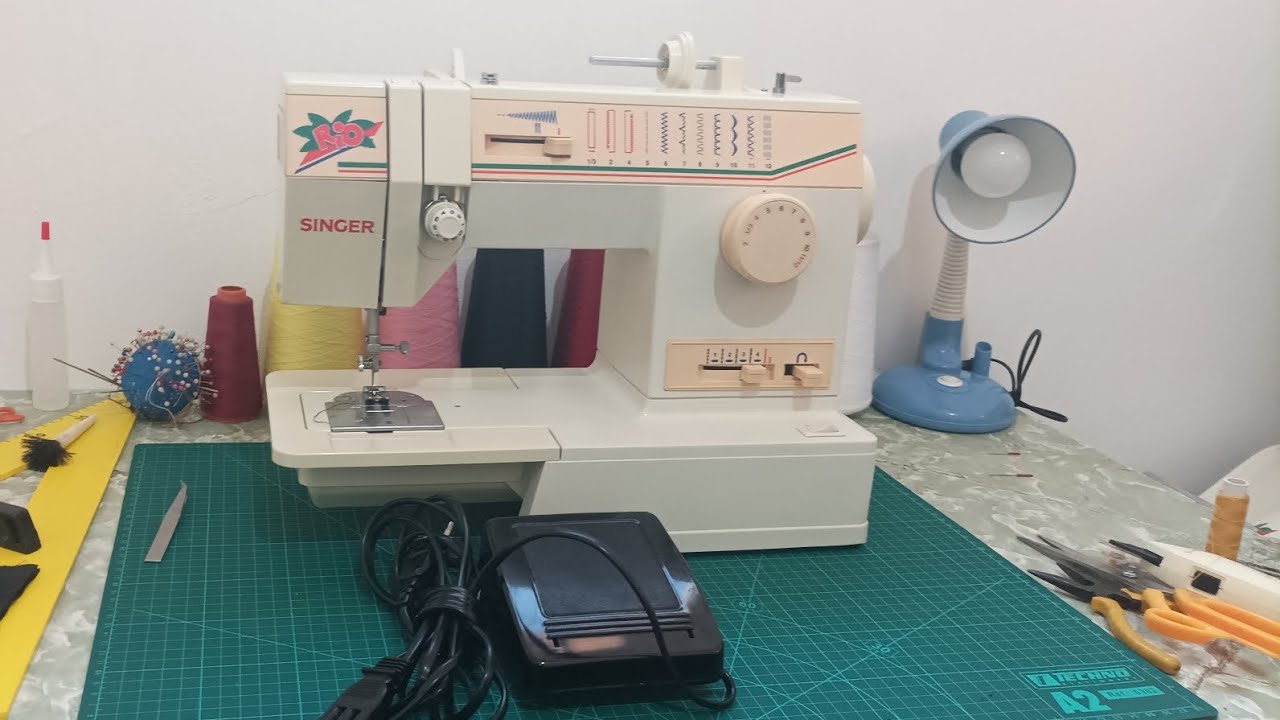 Machine à coudre singer rio 9408 - YouTube