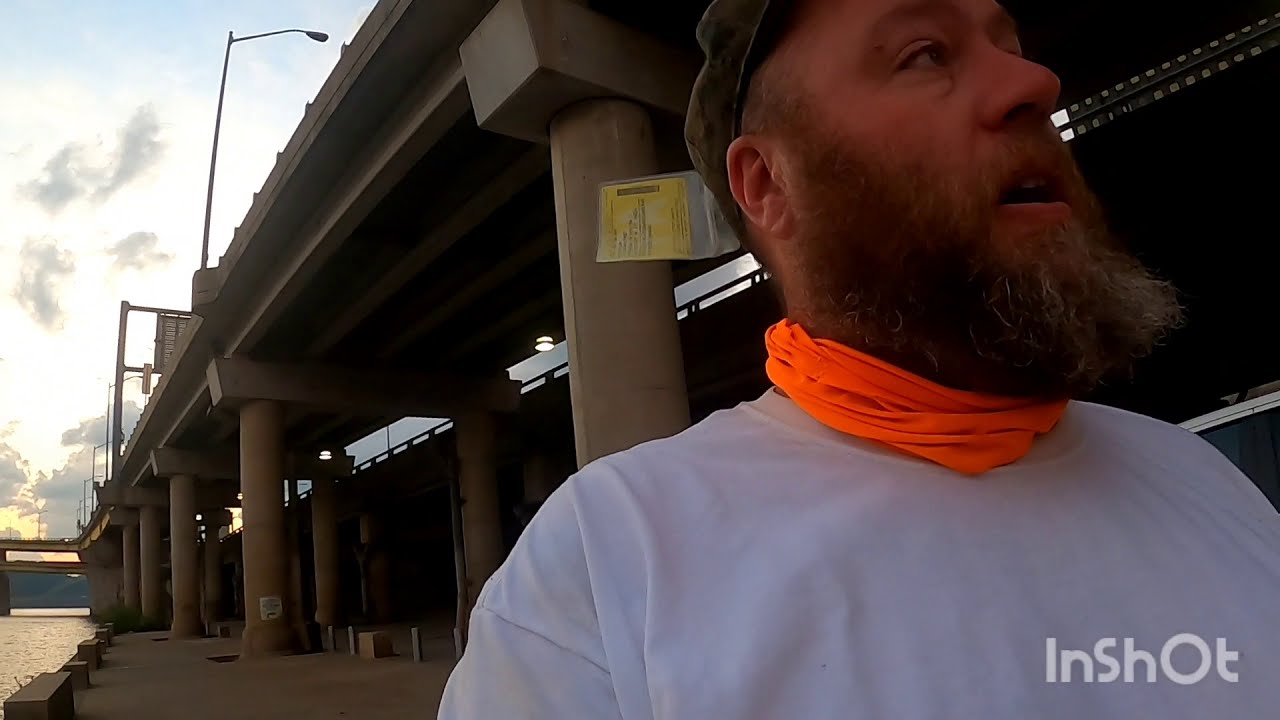 Urban catfishing. Monongahela river Pittsburgh Pa - YouTube