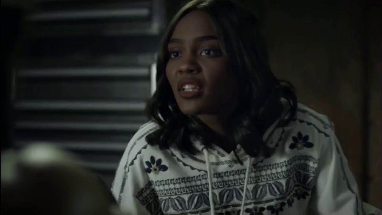 Black Lightning 3x13 Jennifer asks Khalil for help - YouTube