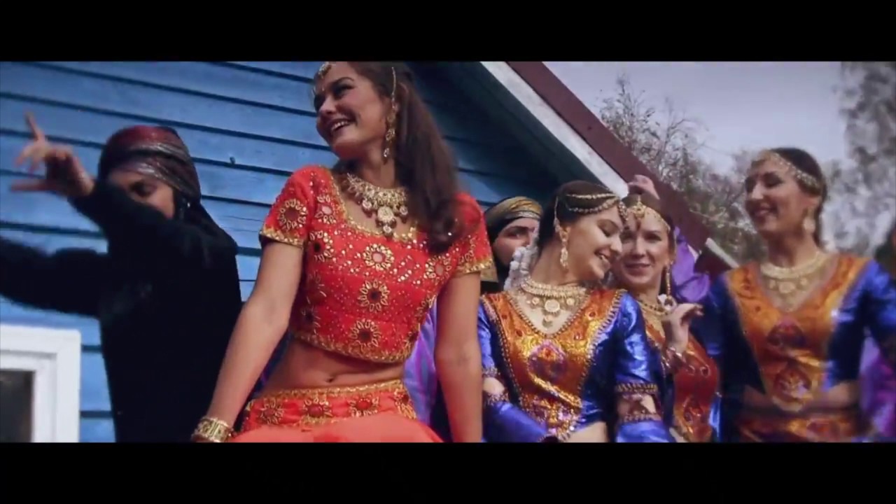 "Gora Gora", Indian Dance Group Mayuri in Panjabi MC new video - YouTube