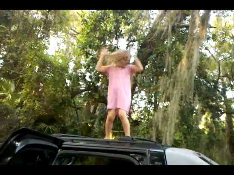 Emma jungle - YouTube