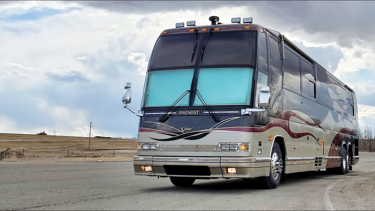 1999 Prevost Featherlite Vantaré H3-45 VIP Motorcoach SOLD MAY 2023 ...