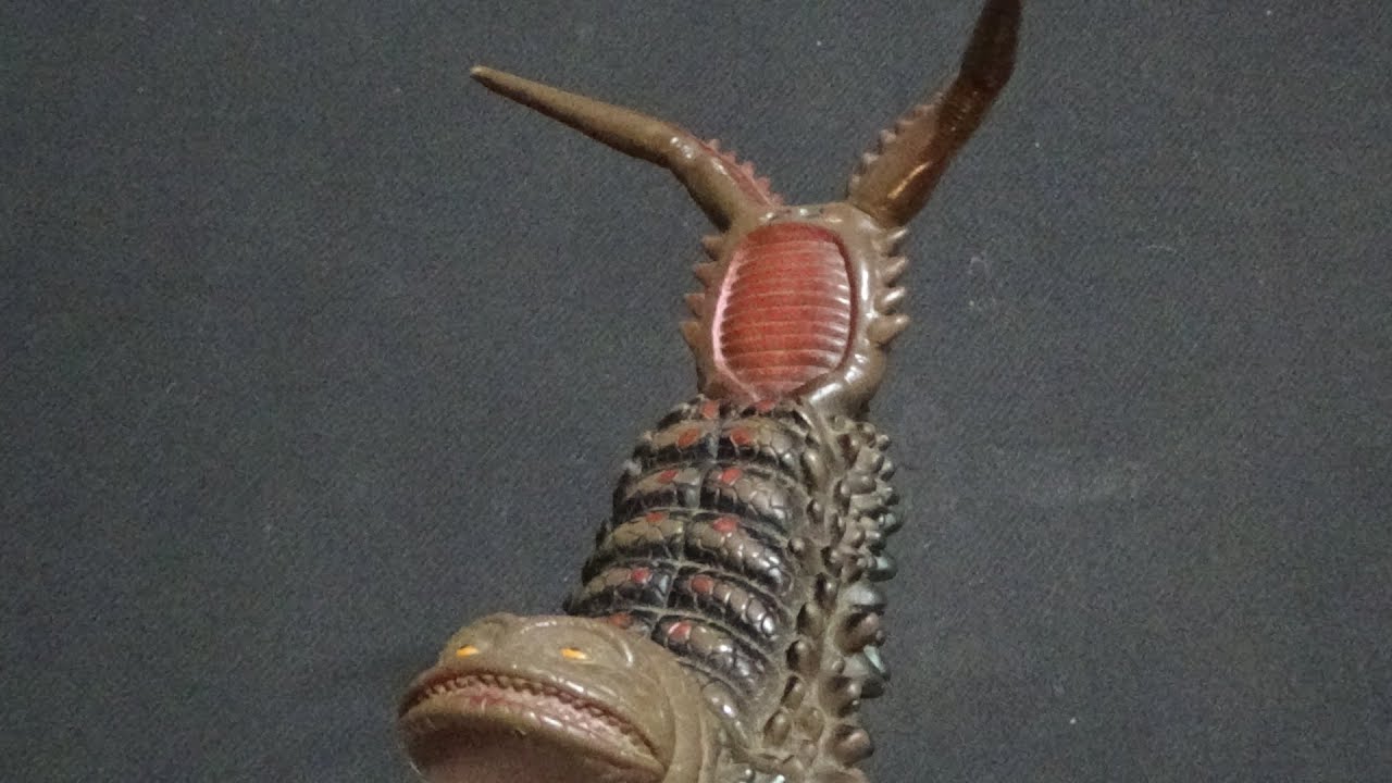 Twintail Ultra Monster Series 1994 Ultraman Bandai Toys Kaiju Action ...