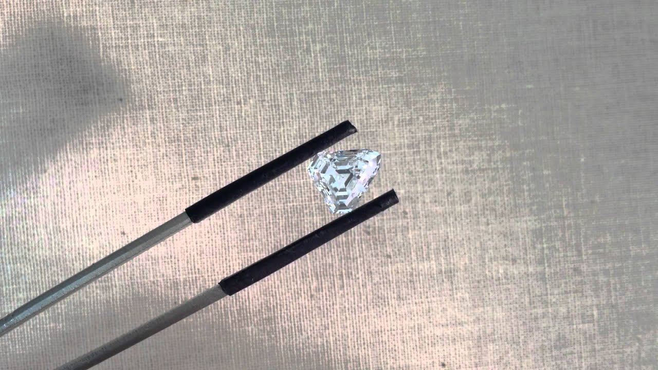 2.47ct Vintage Shield Step Cut Diamond, GIA G, SI2 - YouTube
