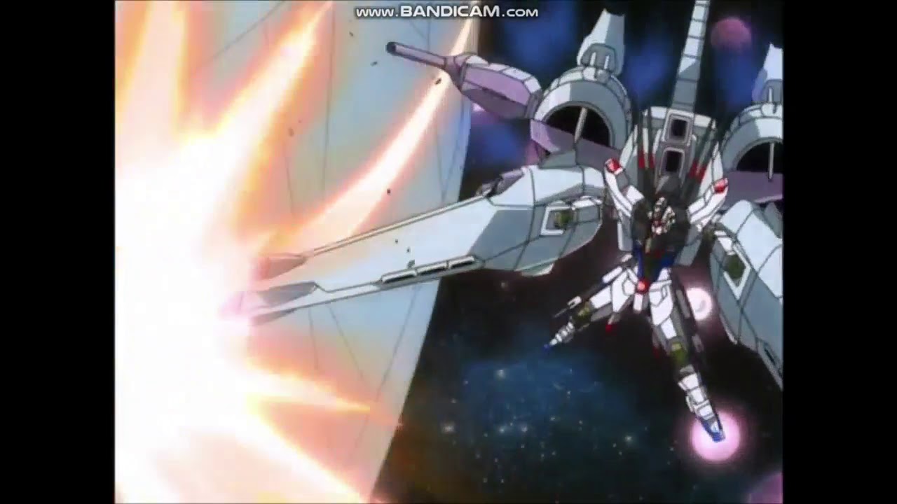 Strike Freedom destroy Messia - YouTube