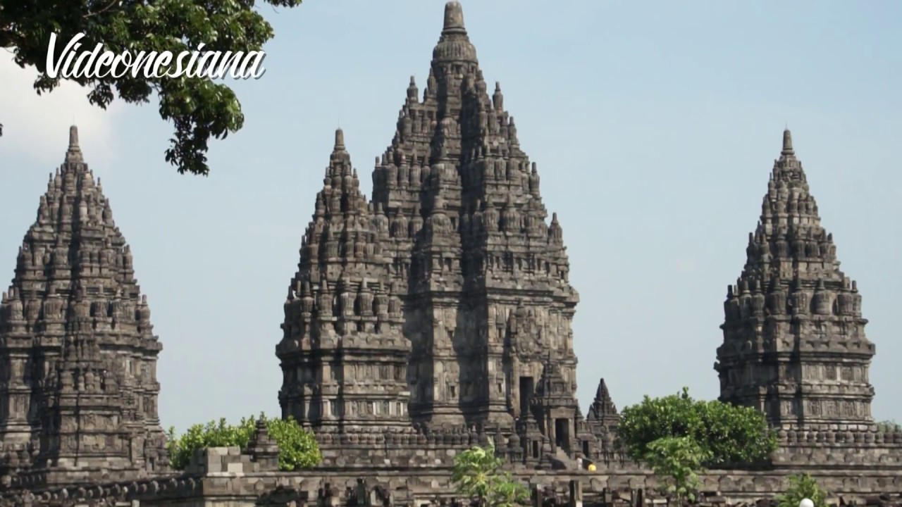 One of the largest Hindu temple in south-east Asia - YouTube