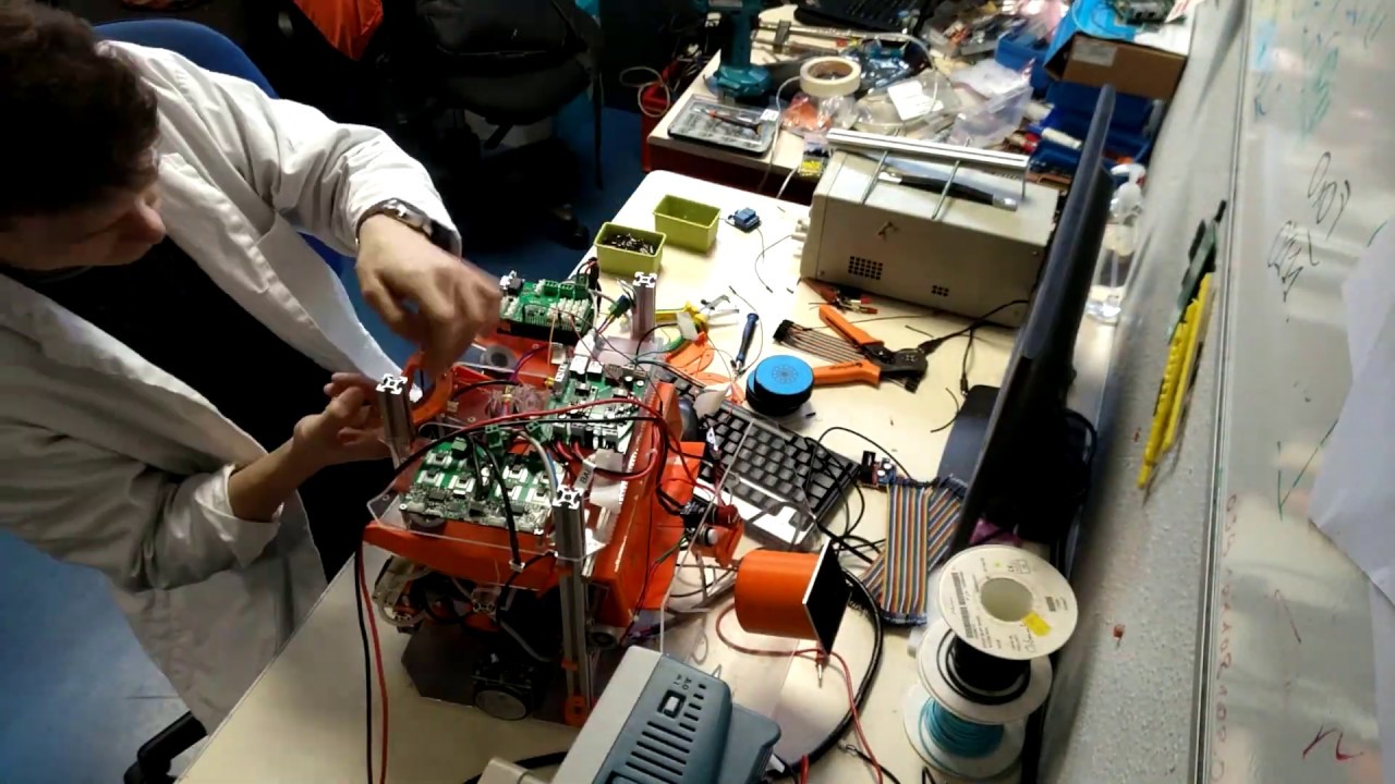 Evolutek CDR2019 - Electronic debugging - YouTube