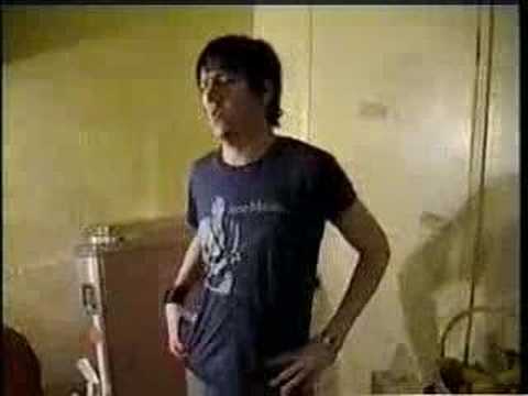 Elliott Smith & Friends ("backstage" video) - YouTube