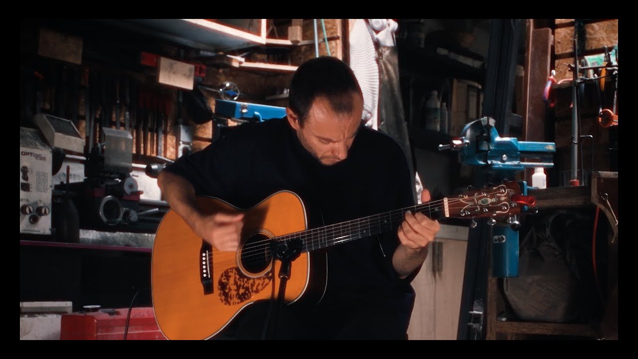 Julien Tassin Solo - work - YouTube