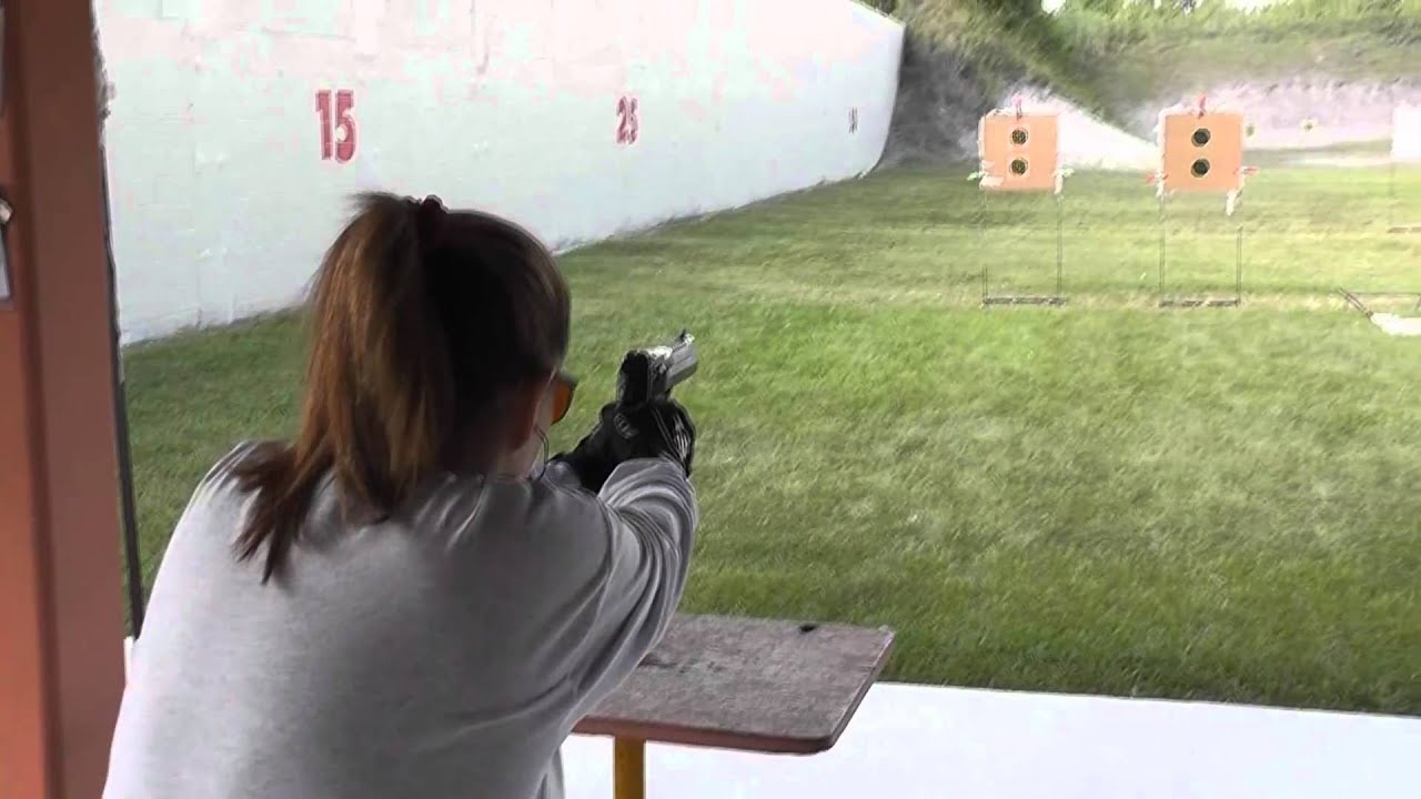 Deb shooting Desert Eagle 50 AE.wmv - YouTube