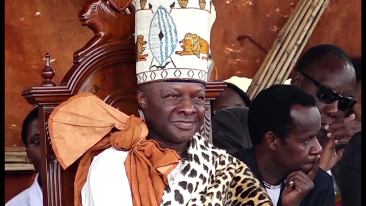 Sir. Mesach Semakula - Esanyu Lya Buganda (Kabaka!) [Official Video ...