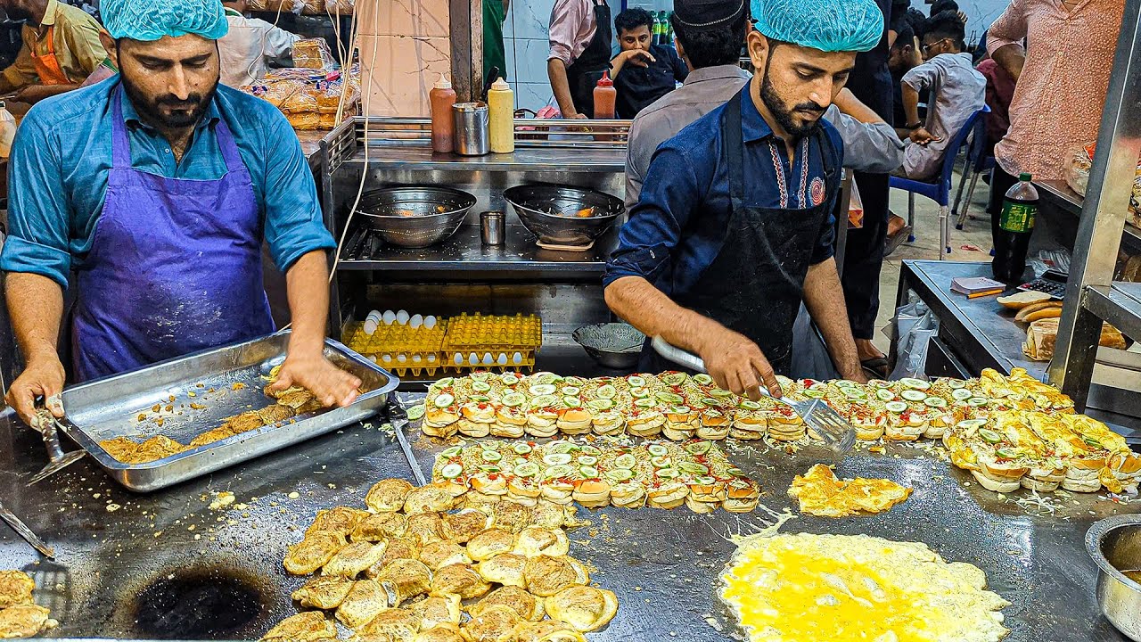 Pakistan's Ultimate Egg Burger | Triple-Layer Anda Bun Kabab | in ...