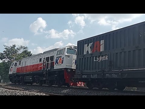 Kereta api KAl CC 206 KPT lokomotif bisa - YouTube