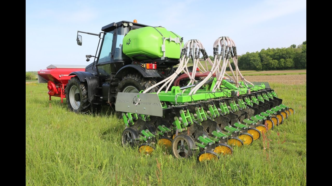 Semoir semis direct grandes cultures Aurensan - YouTube