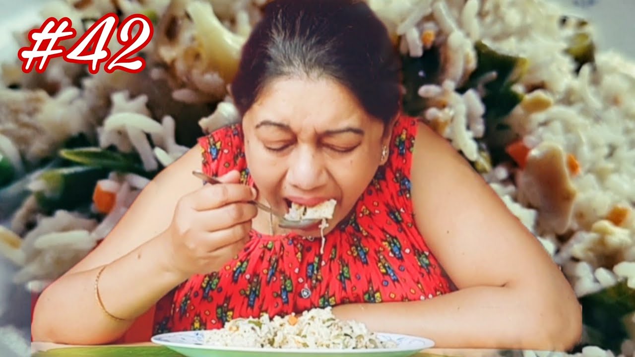 Mom's Recipe | Fried Rice || Eating Show - YouTube