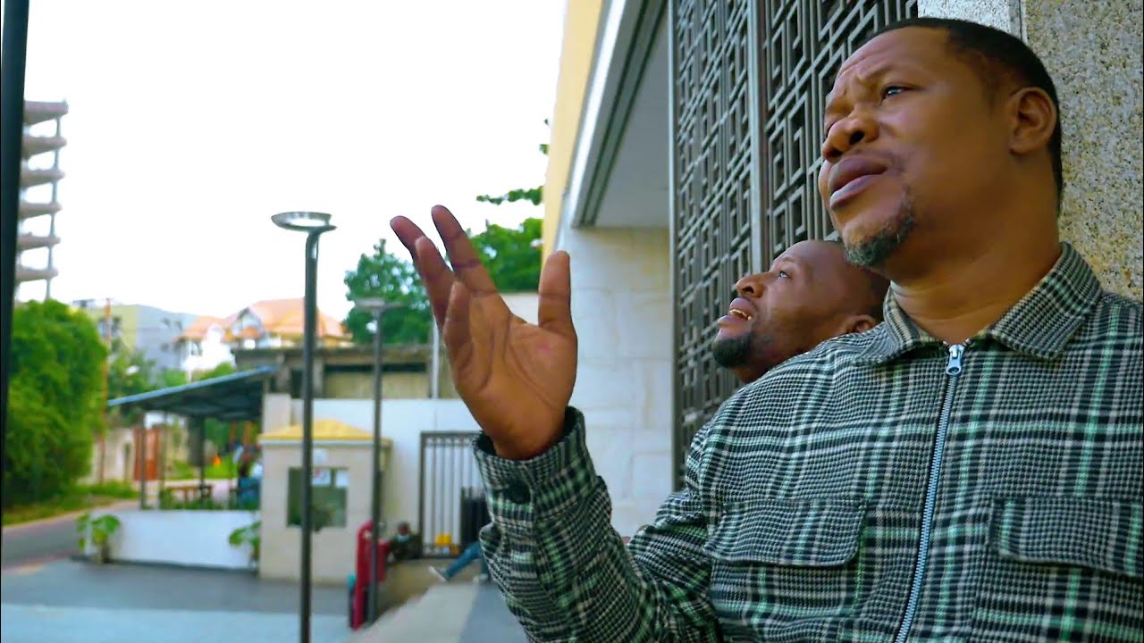 Fr Didier Solution Feat. Moise Matuta - Mon expression (Clip officiel ...