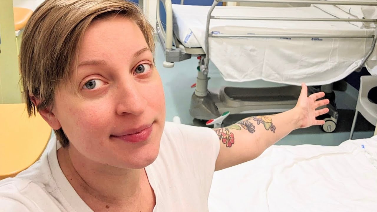 HOSPITAL ROOM TOUR IN ITALY! - YouTube