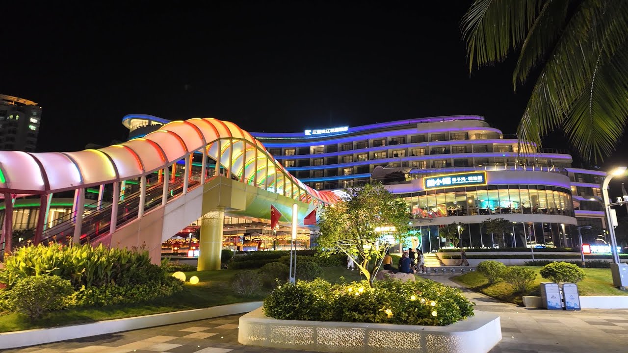 CHINA HAINAN ISLAND SANYA DADONGHAI BEACH.BROADWALK NIGHTLIFE - YouTube