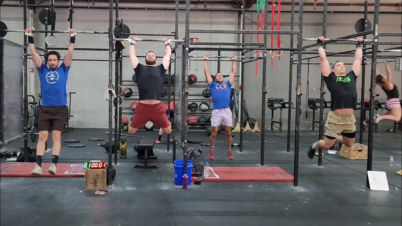 100 Toes to Bar For Time - YouTube