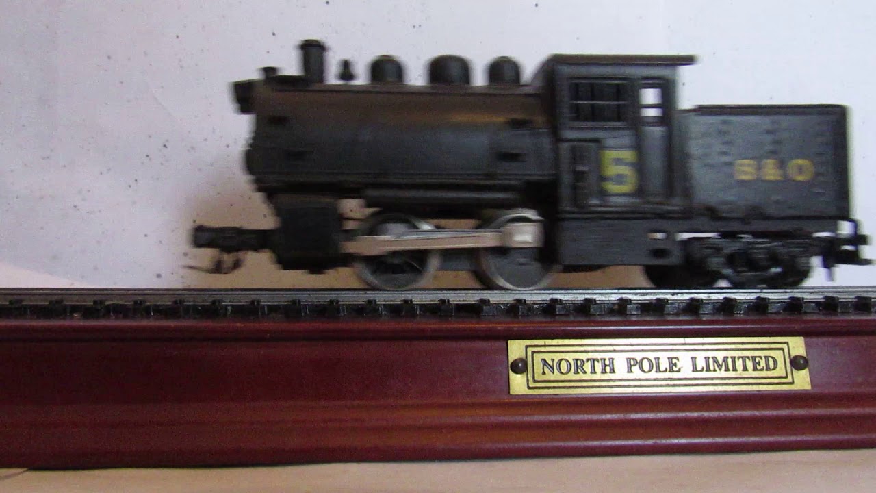 HO SCALE KITBASHED SWITHCER ENGINE - YouTube