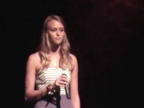 Iris Rogers singing Vienna Waits For You - YouTube