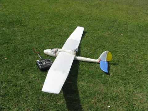 Depron 2 metre wing RC Easy Star - YouTube