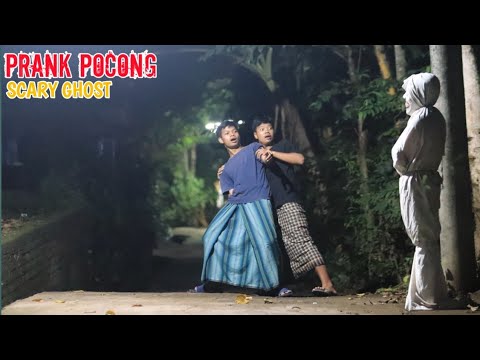 Ngakakk 🤣 Prank Pocong Lucu 🤣 Scary Ghost - YouTube