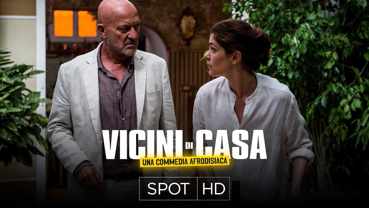 Vicini Di Casa | SPOT HD 30'' | Dal 1° dicembre al cinema - YouTube