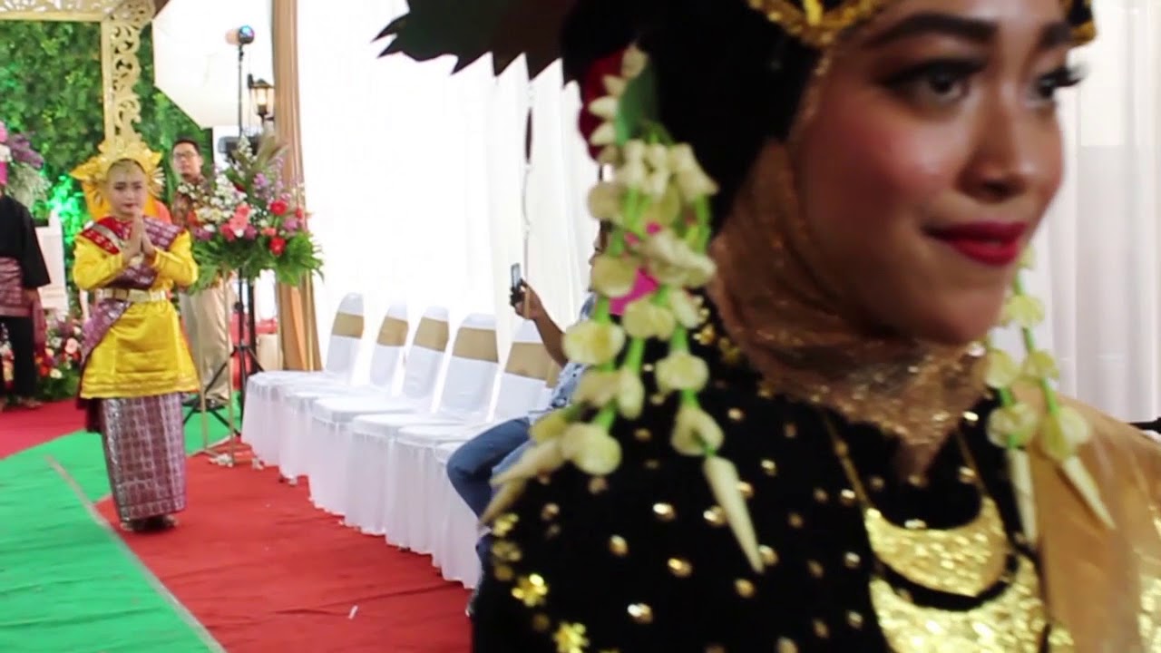 Tari Persembahan, Man 1 Kota Tangerang Selatan - YouTube