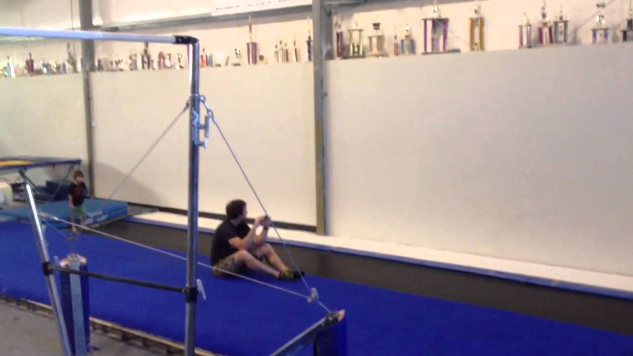 Double back layout into the pit - YouTube