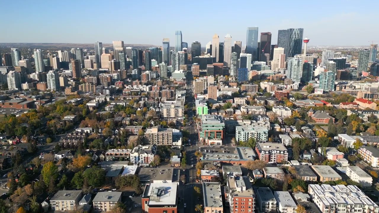 2022 Fall in Calgary - 4K DRONE DOWNTOWN AND PARKS TOUR - YouTube