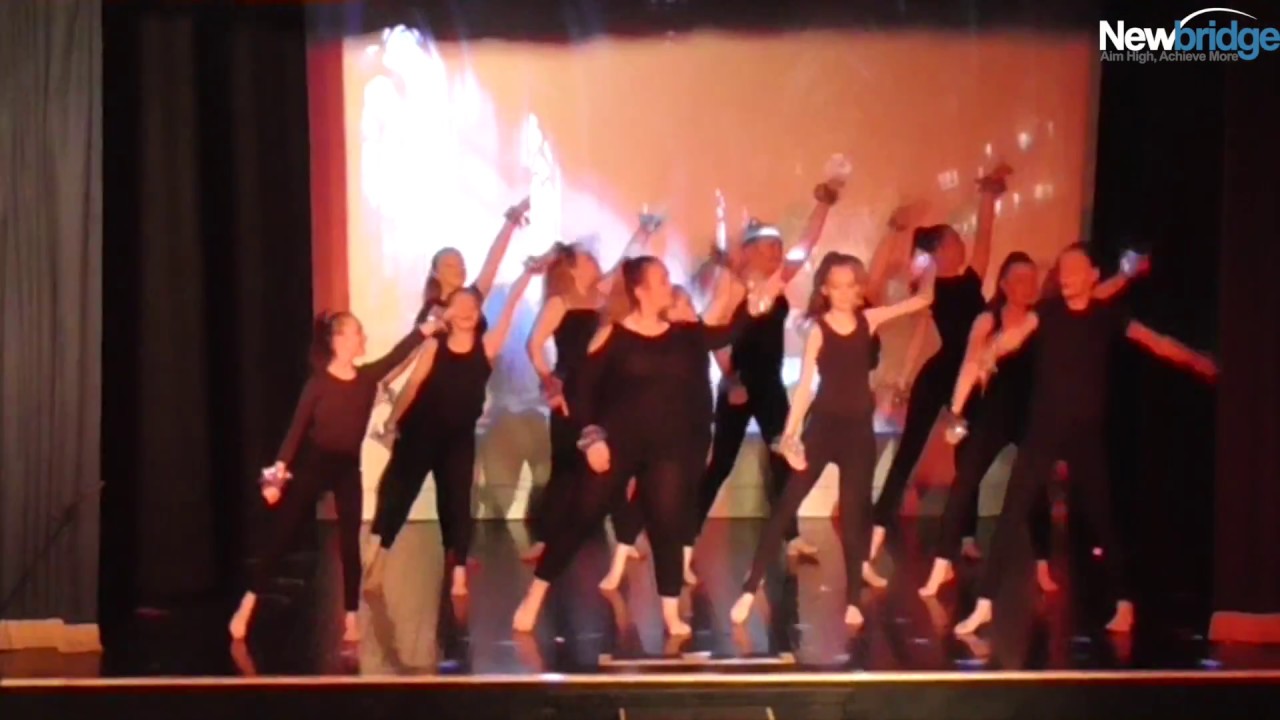 Newbridge Pantomime Dances 2016 - YouTube