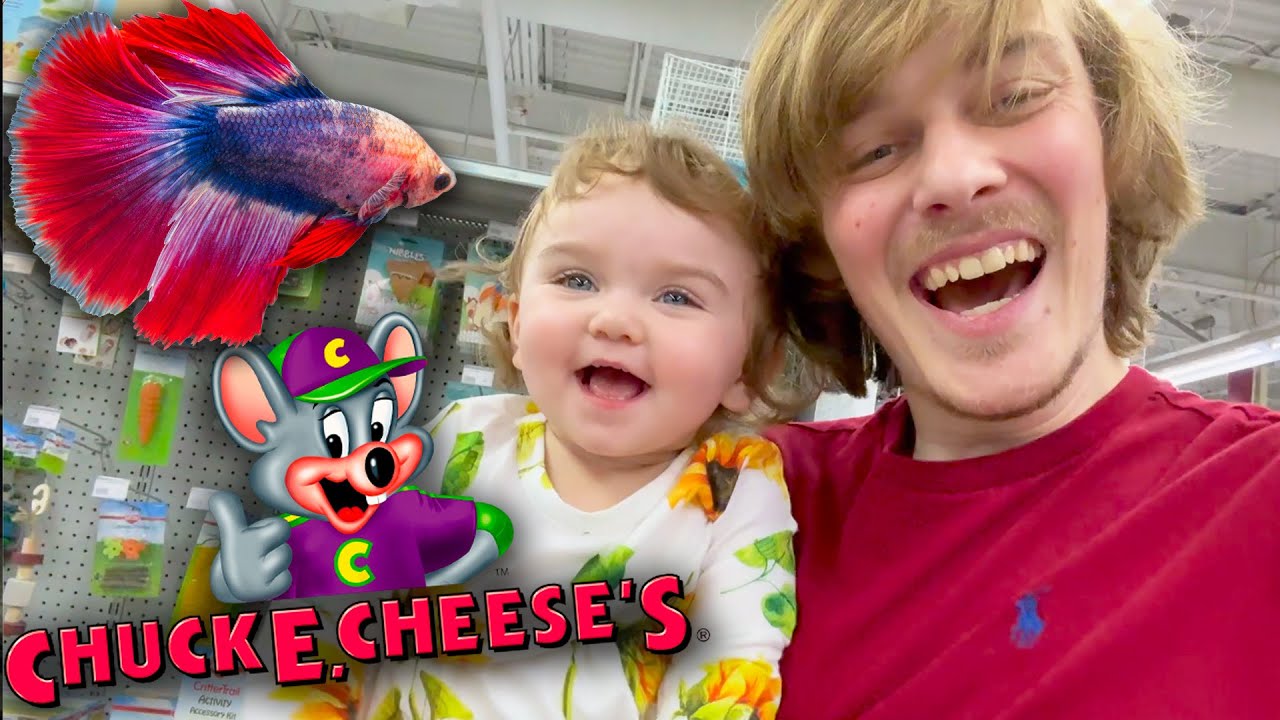 Lilly Goes To Chuckie Cheese and Gets a FISH! - YouTube