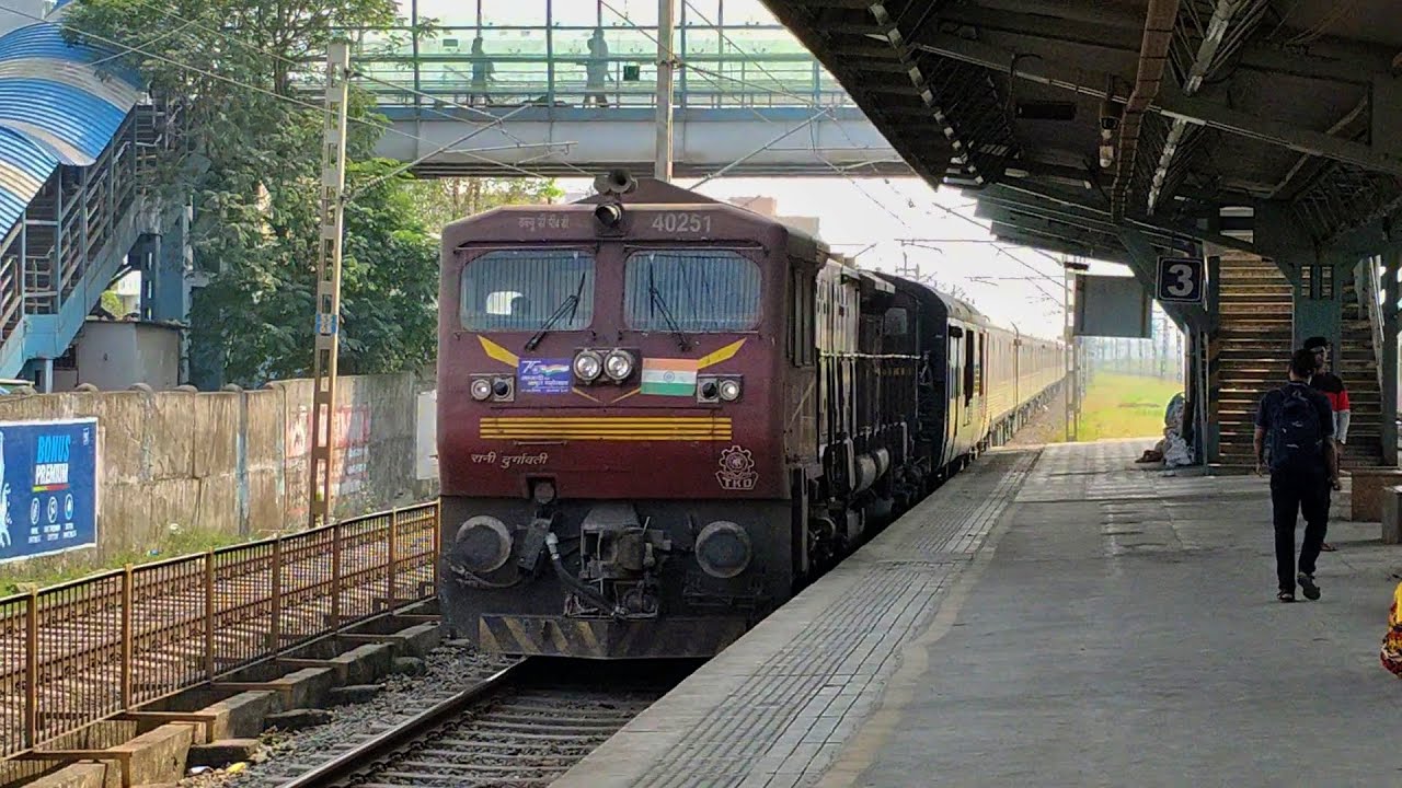 Speedy LUXURIOUS Compilation Of Maharajas Express And 11 Express Trains ...