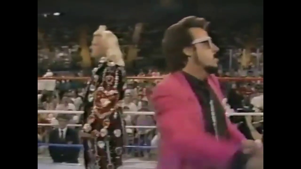 Greg Valentine vs Jobber Omar Atlas WWF Superstars 1988 - YouTube