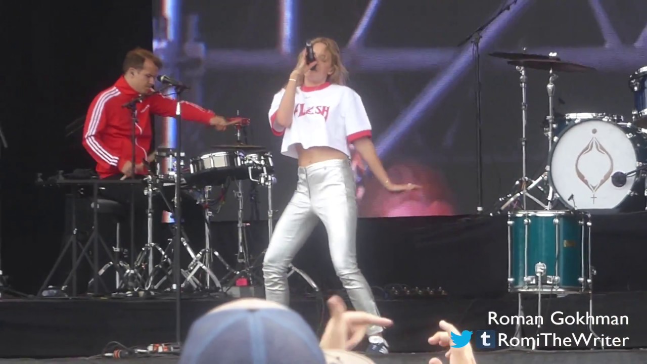 Tove Lo, "Talking Body" - Outside Lands 2017 - YouTube