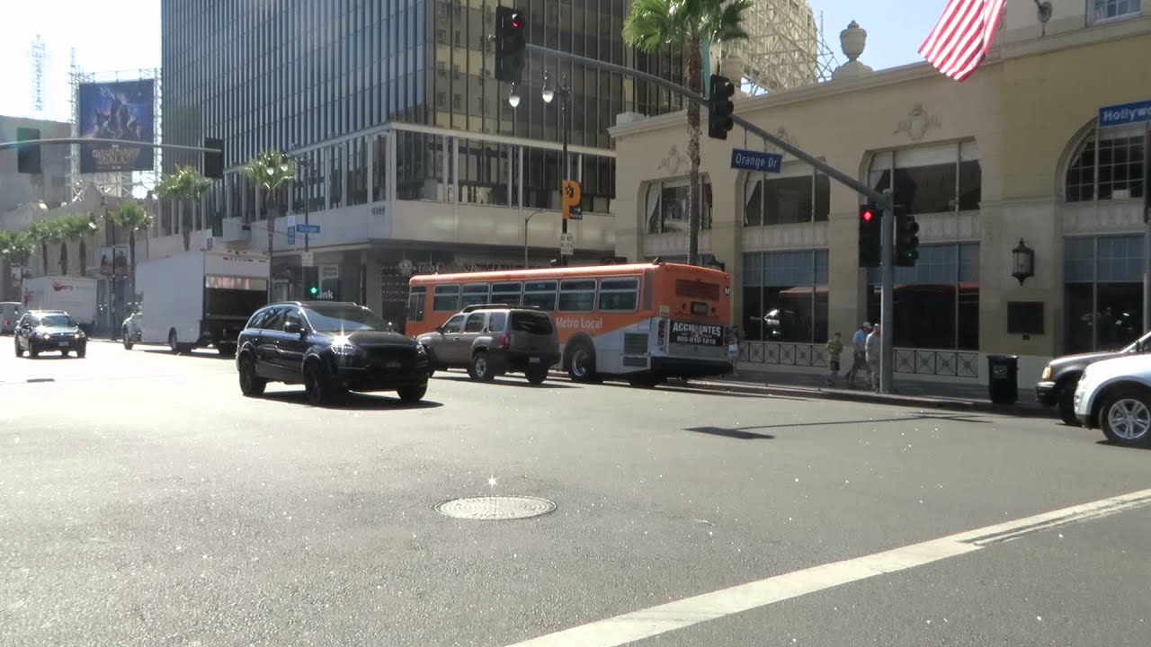 LACMTA Metrobus: Vine Sta. bound C40HF 5171 Rt.212 at Hollywood Blvd ...