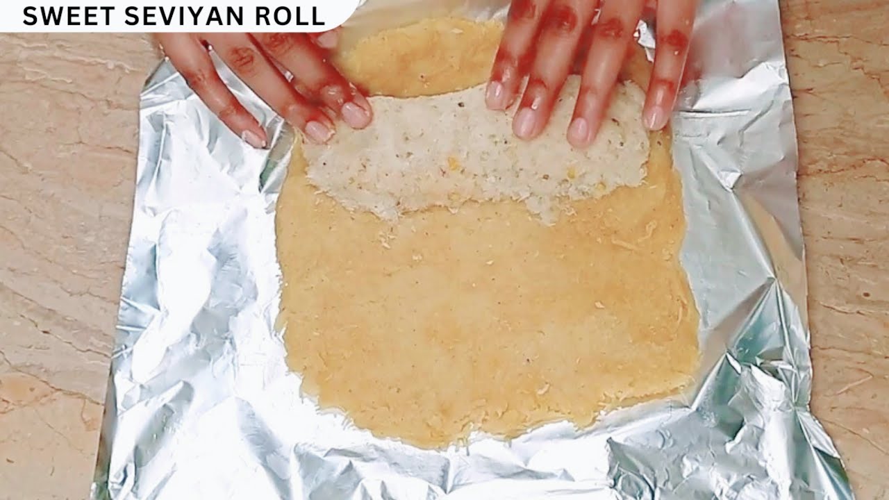 Sweet Seviyan Roll | Seviyan Mawa Roll | Meethi Seviyan Recipe | Recipe ...
