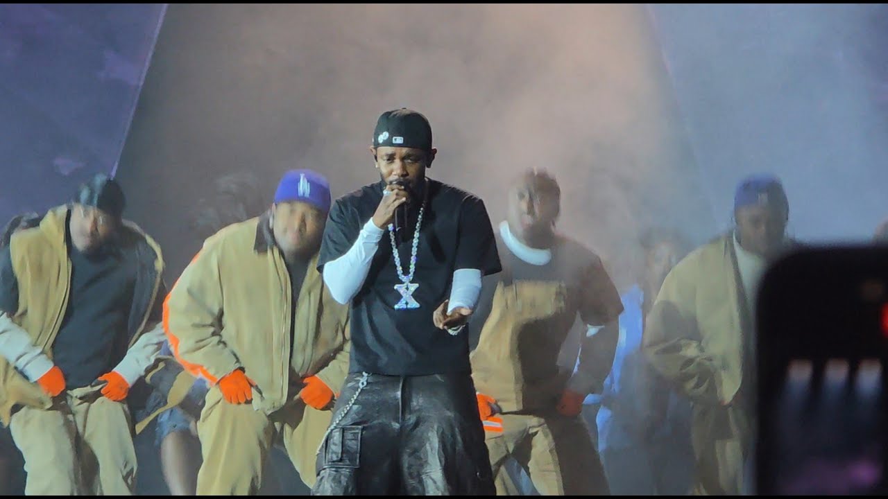 Kendrick Lamar - peekaboo (Live @ Tottenham Hotspur Stadium, London) 22 ...