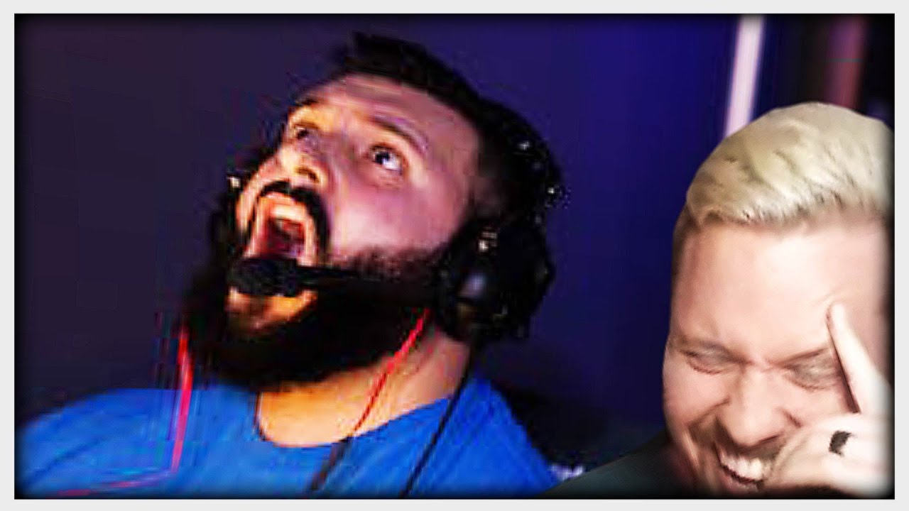 m0E GOES CRAZY ON OUR CS:GO TEAM - YouTube