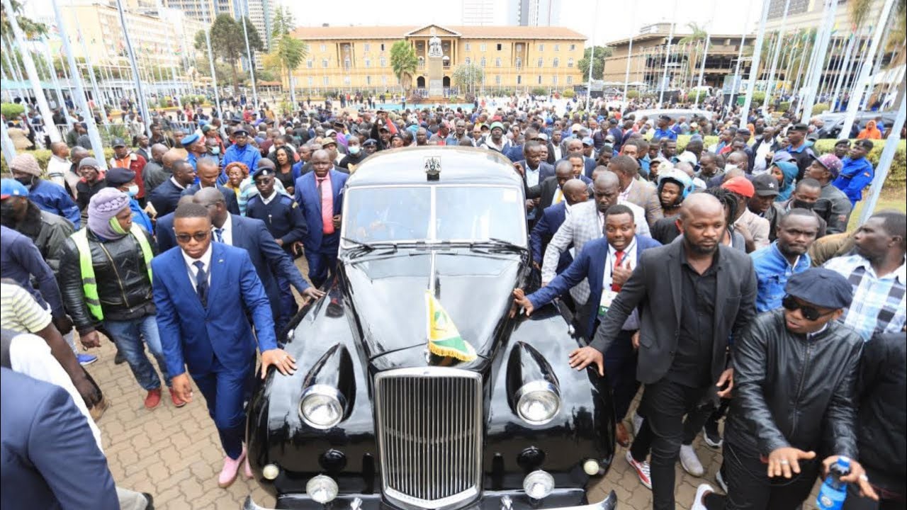 SEE HOW NAIROBI GOVERNOR JOHNSON SAKAJA WAS TAKEN TO HIS CITY HALL ...