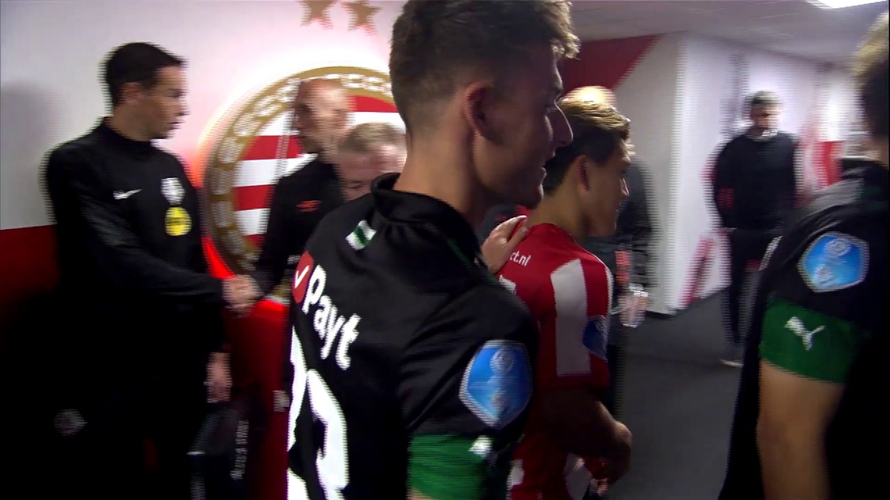 Bas Roorda na dit seizoen naar PSV als teammanager - YouTube