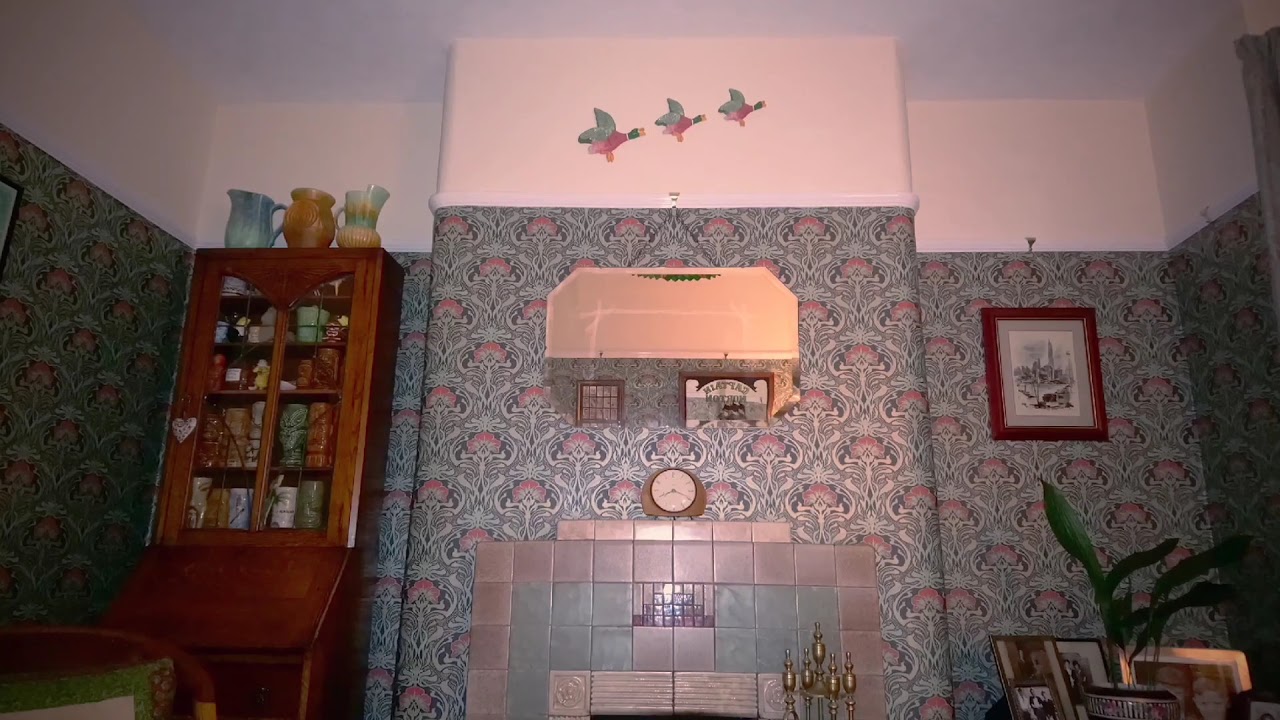 1930s picture rail - YouTube