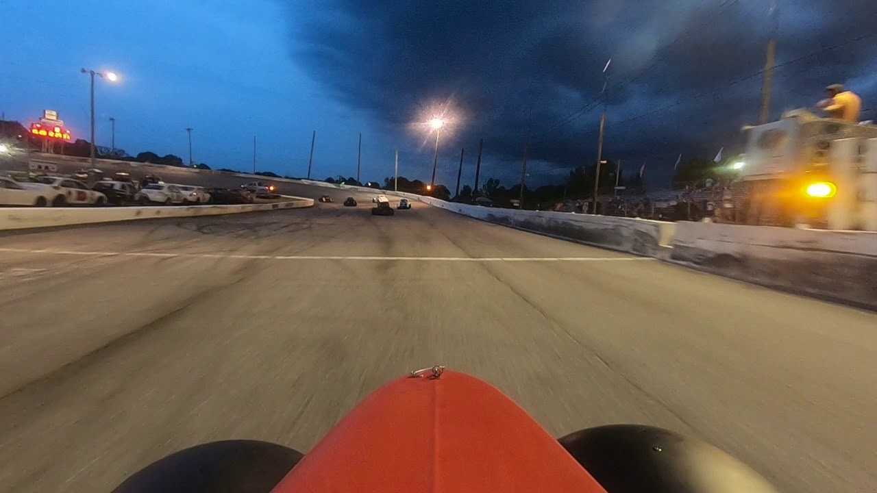 First Race Main Event at Highland Rim Speedway - YouTube