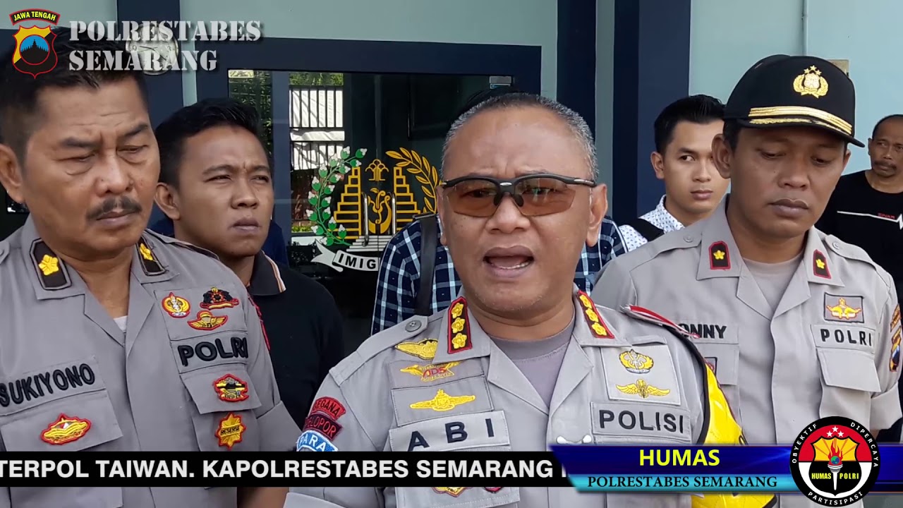 Konferensi Pers Penangkapan 40 Warga Negara Asing (WNA) di Semarang ...