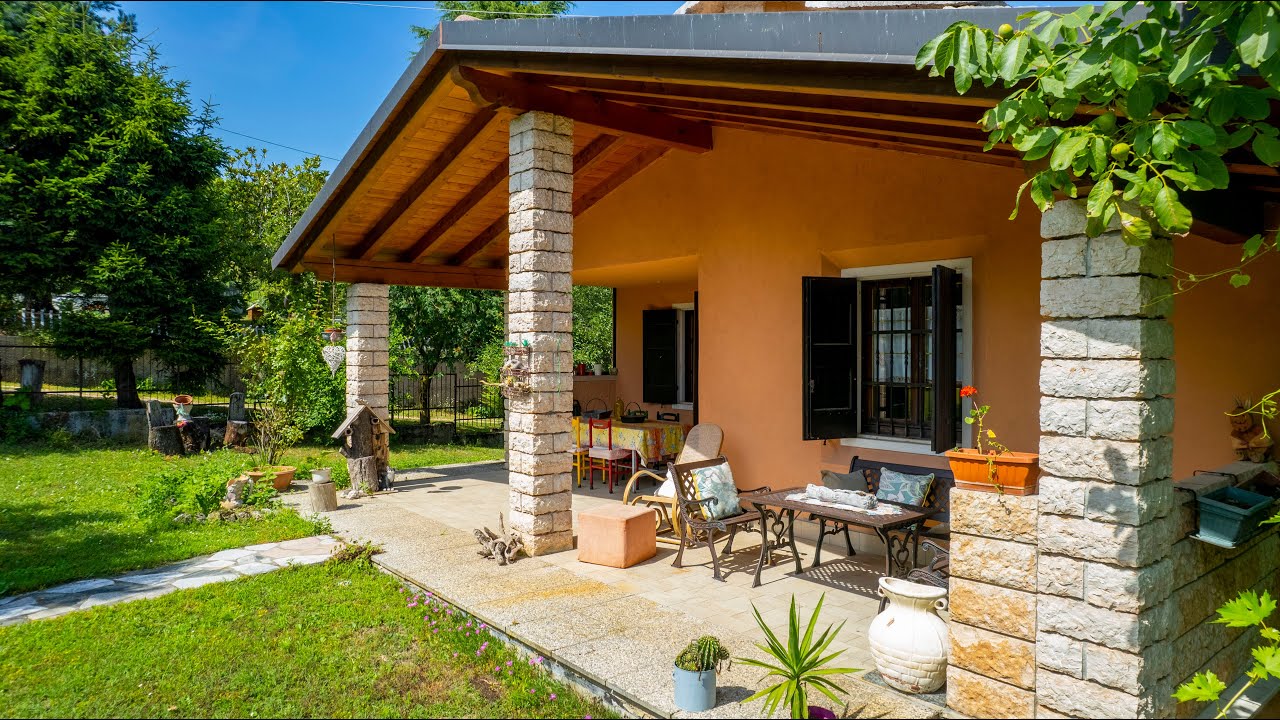 VILLA MONTECCHIANE - ROVERE' VERONESE - YouTube