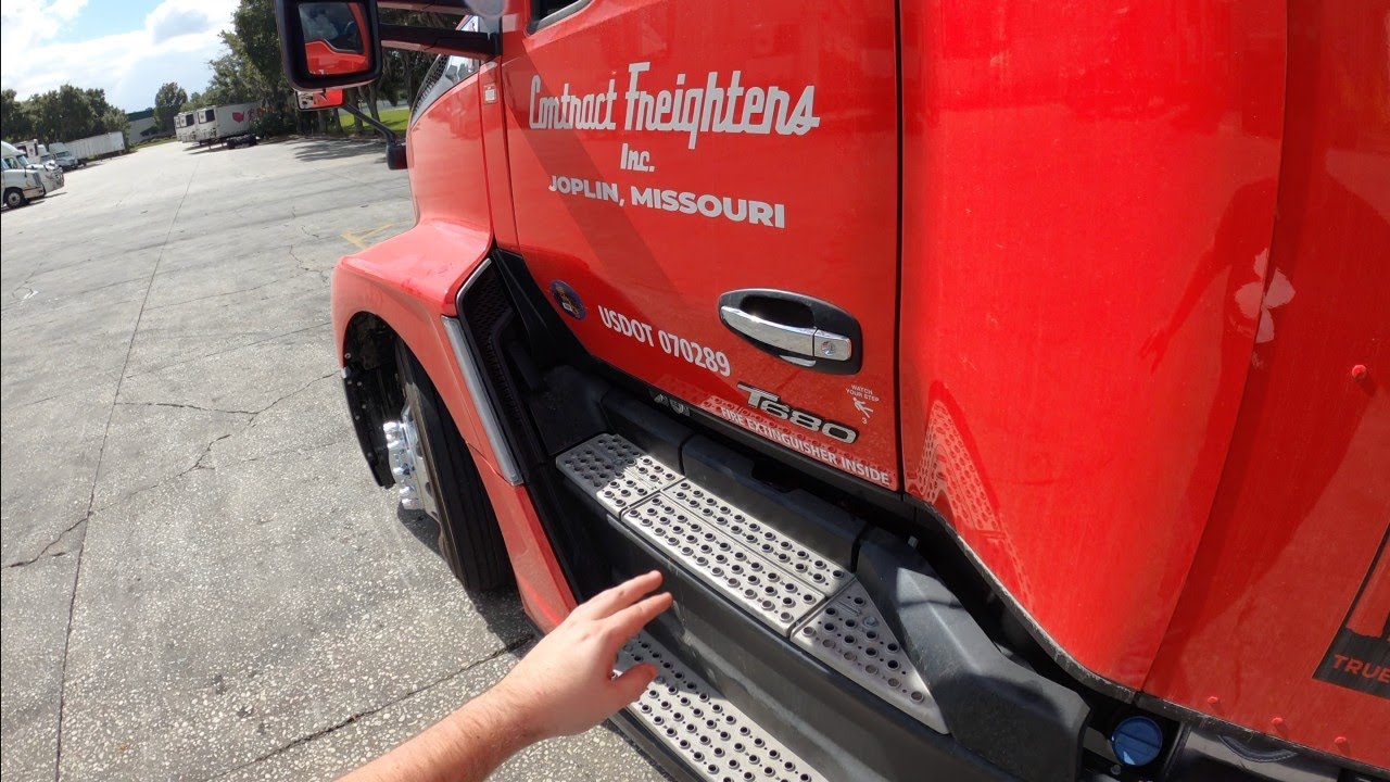 | CFI | First Full Day in The 2023 Kenworth T680 | Rookie Trucking Vlog ...