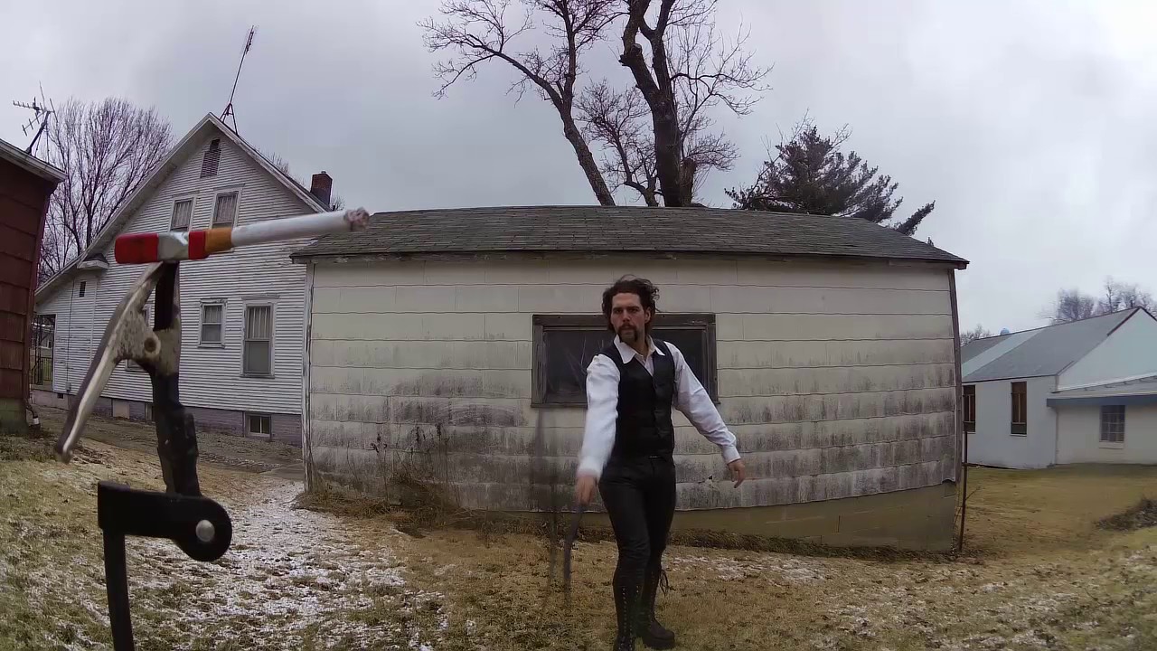 Victor Tella Kangaroo Target Bullwhip - YouTube