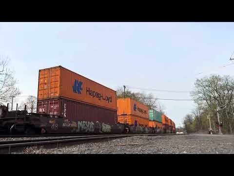 NS 3665 ET44AC leads NS 269 through Piscataway with a nice crew - YouTube